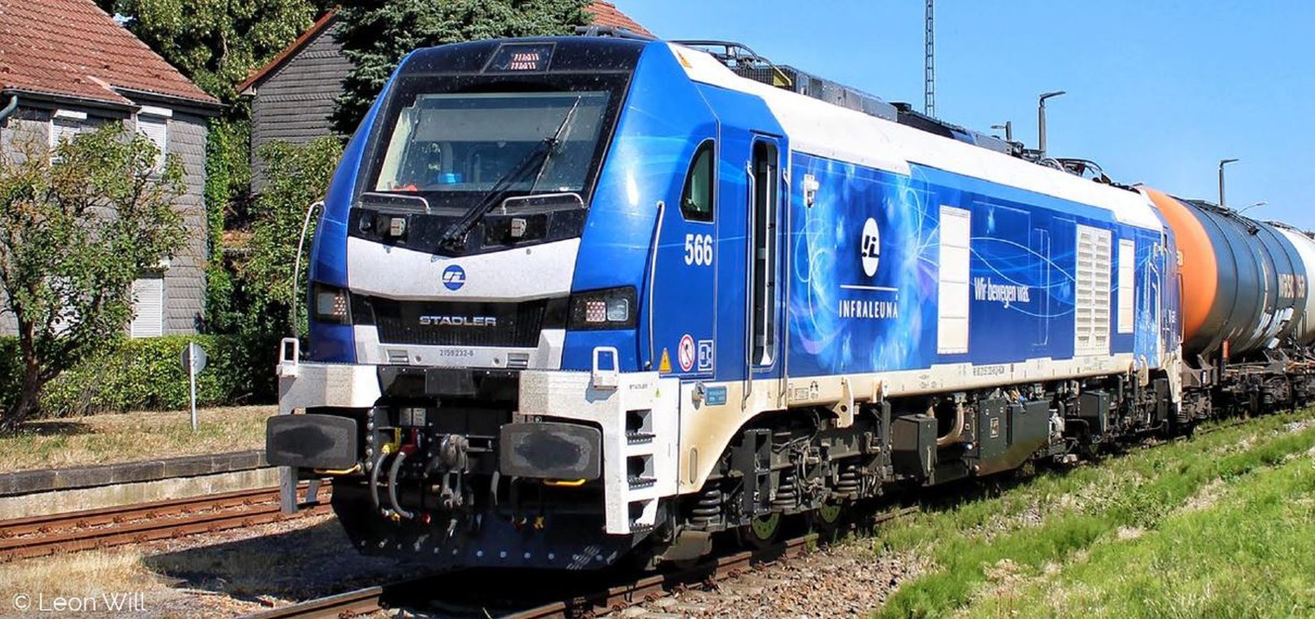 Sudexpress S1592321 - Stadler Dual-Mode Lok 159 232-8 der InfraLeuna